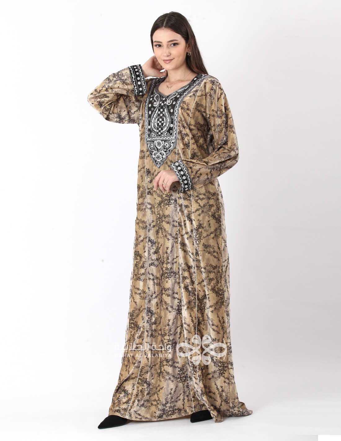 embroidered amaranth jalabiya